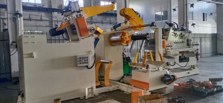 LNCF6 3 in 1 Compact Coil Decoiler, Straightener Feeder for Press Coil Feed - KingJime Machine ...